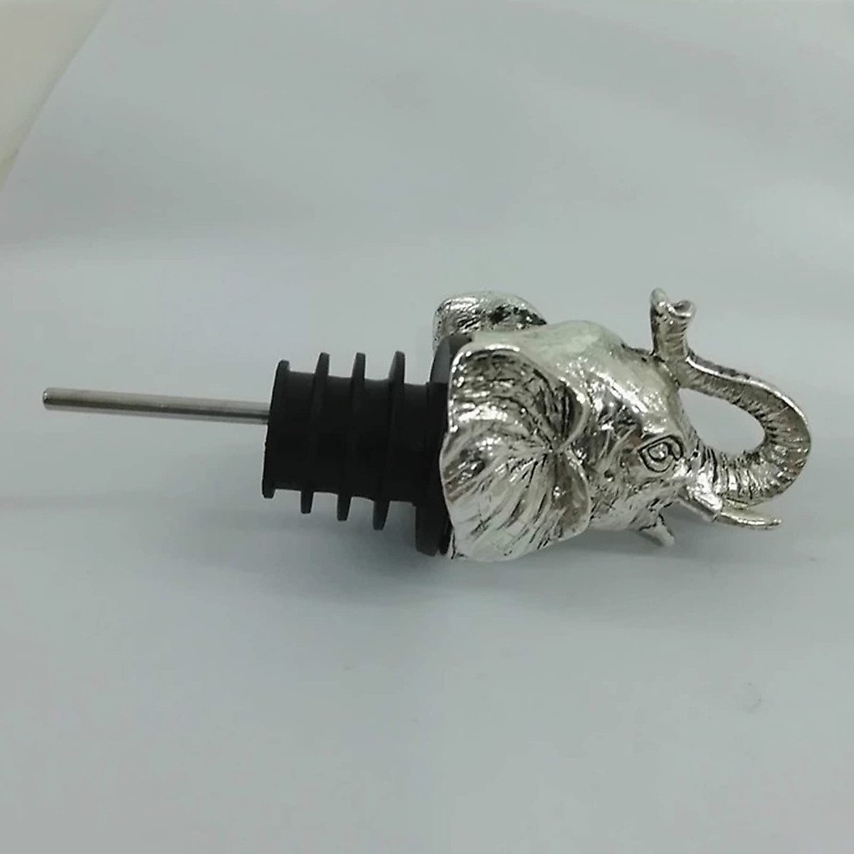 2022 New Stainless Steel Elephant Wine Aerator Pourer, Red and White Wine Bottle Aerator Whiskey Wine Diffuser Aerator Silver Decanter Spout for Home Party Anniversary Birthday Decoration Supplies