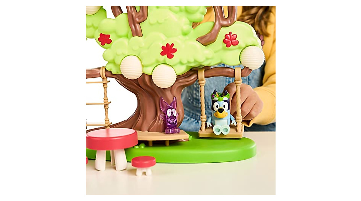 Bluey Tree Playset: Secret Fairy Hideaway & Figures