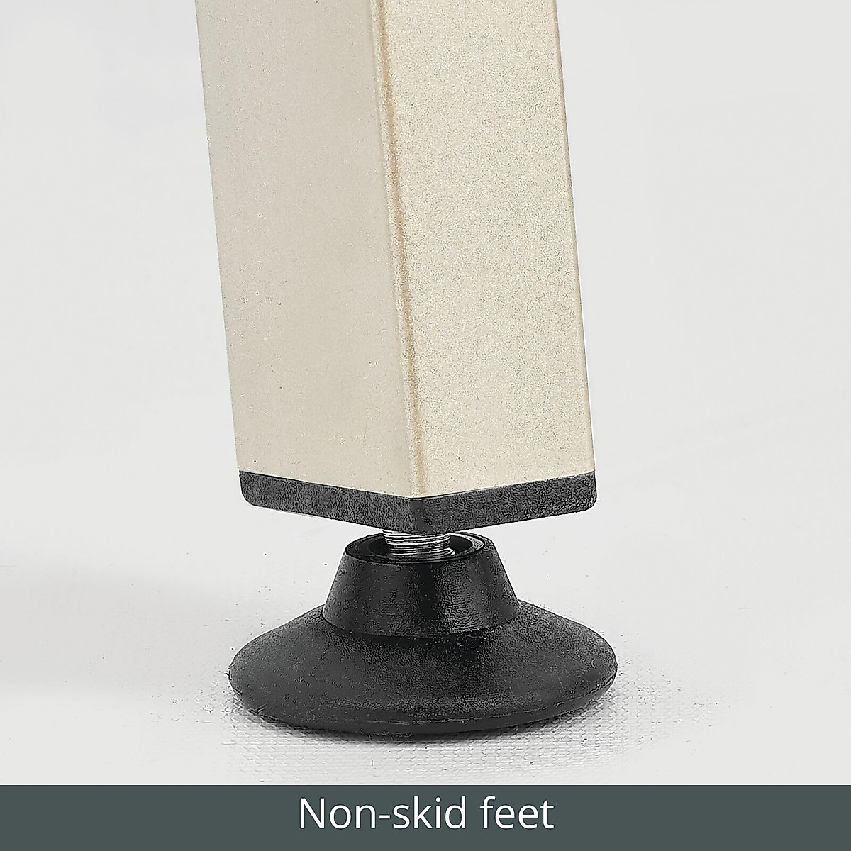 mDesign Metal Leaning Blanket and Towel Ladder - Blanket Ladder for Bedroom and Towel Ladder for Bathroom - Throw/Quilt Display Holder Rack - Nursery Wall Ladder - Blanket Ladder Decor - Satin