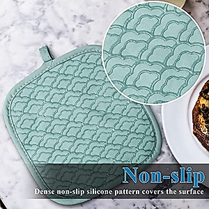 Tuff4ever Pot Holders with Pockets and Non-Slip Silicone Grip, Heat Resistant Hot Pads for Kitchen Baking Cooking 8 Inches 2 Pcs