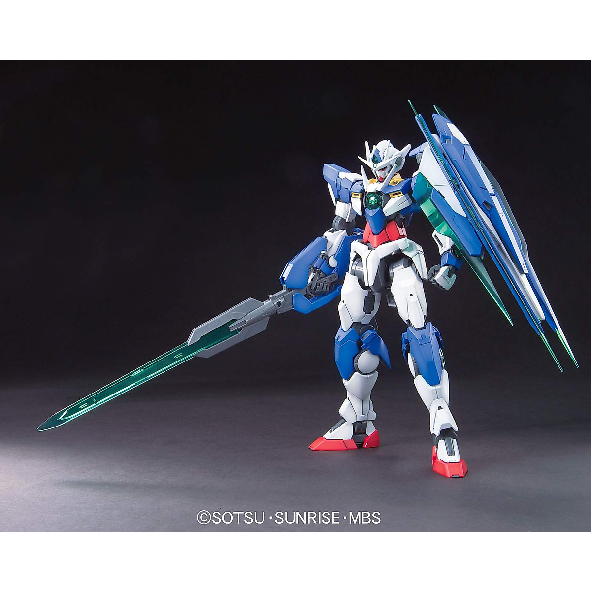 Bandai Hobby - 00 QAN[T] Gundam 00", Bandai MG 1/100 Model Building Kit