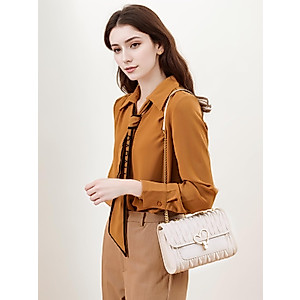 LAORENTOU Vegan Leather Crossbody Bags for Women Heart Shaped Magnetic Buckle Shoulder Bag Purse for Ladies（white