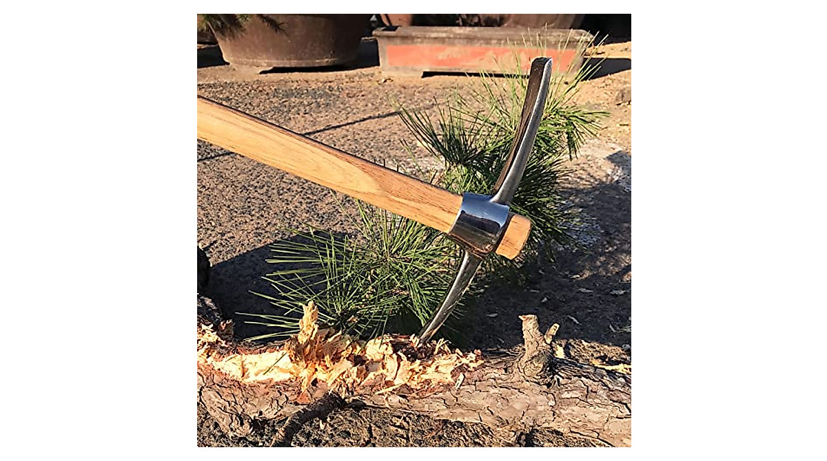 Natudeco Garden Pick Hoe - Versatile Cultivating Tool