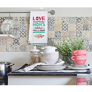 WaaHome Mom Kitchen Towel, Mothers Day Mom Gifts from Daughter Son, Funny Mom Dish Towel Dishcloth Hand Towels for Mom's Kitchen, Mothers Day Birthday Gifts for Mom from Daughter Son Kids