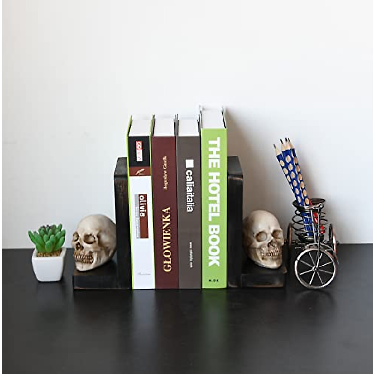 OwlGift Decorative Halloween Skull Bookends, Heavy Duty Bookends for Shelves, Skull Book Ends for Heavy Books, Book Shelf Holder Home Office Desktop Organizer (1 Pair)