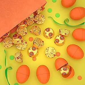 REESE'S Miniatures Milk Chocolate and Peanut Butter Bite Size, Gluten Free, Individually Wrapped Cups Candy Bulk Party Pack, 35.6 oz