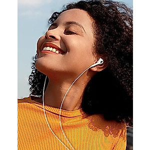 MAS CARNEY USB C Headphones TH6, Built-in Digital Chipset, Microphone, and Remote Control, Compatible with Samsung, Huawei, Oppo, VIVO, Honor, Google Pixel Smartphones, White