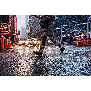 Sony E-mount FE 24mm F1.4 GM Full Frame Wide-angle Prime Lens (SEL24F14GM), Black