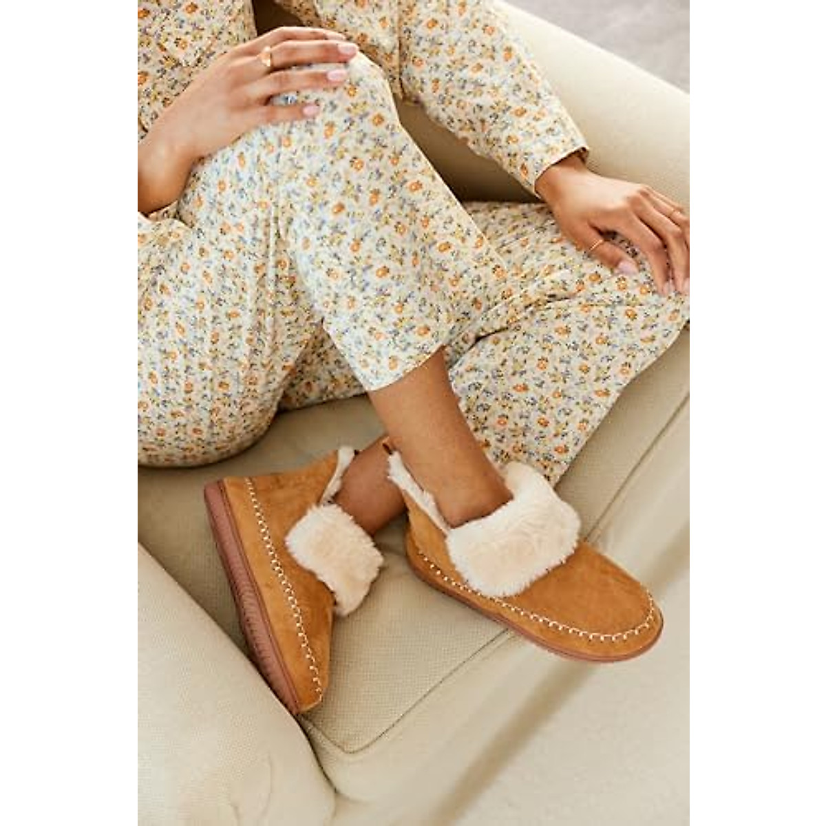 Dearfoams Women's Alpine Moritz Outdoor Arch Support House Shoe Bootie Slipper, Whiskey, 7-8