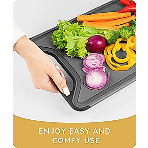 Cutting Boards for Kitchen - Plastic Cutting Board Set of 3, Dishwasher Safe Cutting Boards with Juice Grooves, Thick Chopping Boards for Meat, Veggies, Fruits, Easy Grip Handle, Non-Slip (Black/Gray)