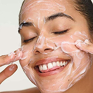 Wishful by Huda Beauty Yo Glow Enzyme Scrub (100ml)