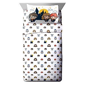 Harry Potter Hogwarts is My Home 4 Piece Full Sheet Set (Offical Harry Potter Product)