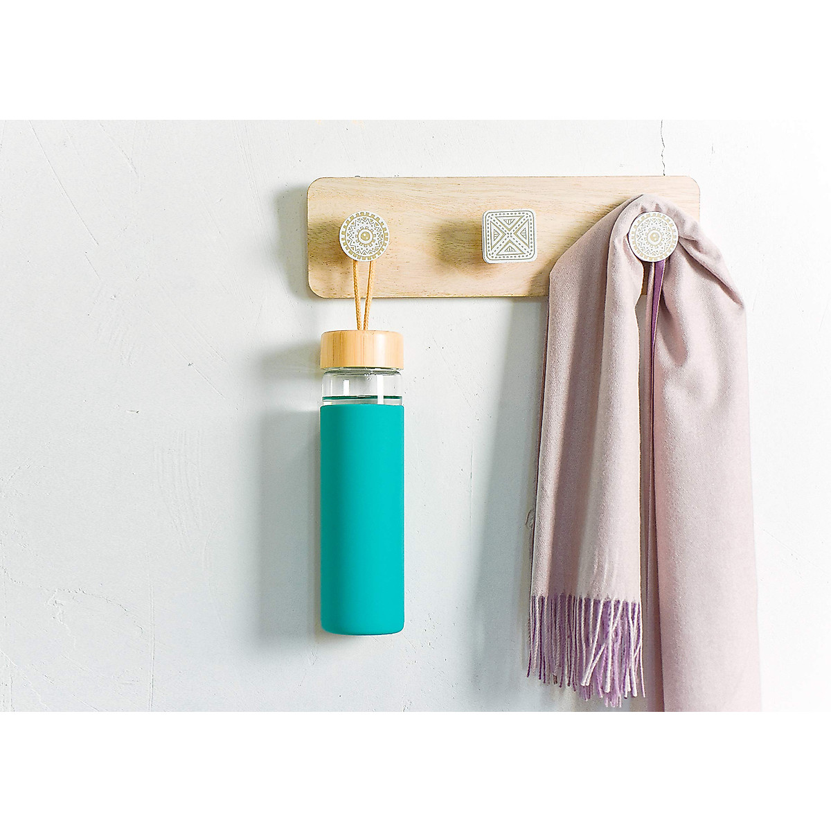 Yomious 20oz Borosilicate Glass Water Bottle with Bamboo Lid and Silicone Sleeve – Reusable BPA Free – Glass Drinking Bottle with Lids - Bundle of 2