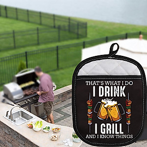 LEVLO Funny BBQ Grilling Oven Mitt with Hot Pads BBQ and Beer Lover Gift That's What I Do I Drink I Grill and Know Things Pot Holder for BBQ Lover Grilling Master (I Drink I Grill)