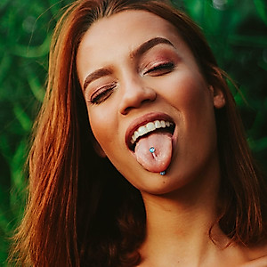 COCHARM Black Green Flower Tongue Rings 14g Unique Floral Tongue Barbells Pearl Tongue Bar Tongue Piercing Jewelry Hypoallergenic