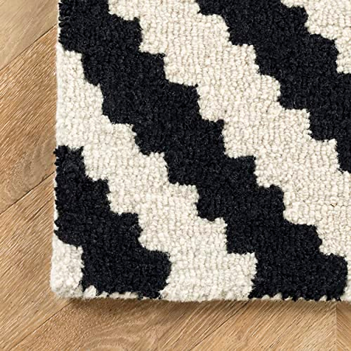 nuLOOM Kellee Hand Tufted Geometric Wool Area Rug, 5x8, Black