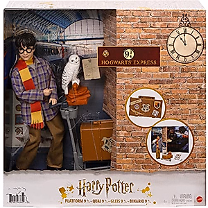 Mattel Harry Potter Collectible Platform 9 3/4 Doll (10-inch), Posable, Wearing Travel Fashion, with Hedwig, Luggage & Accessories, Gift for Collectors and Kids 6 Years Old and Up