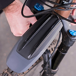 BBB Cycling Bicycle Front Fender Tool Free MTB Front Fork Composite Mud Guard MTBProtector BFD-13F