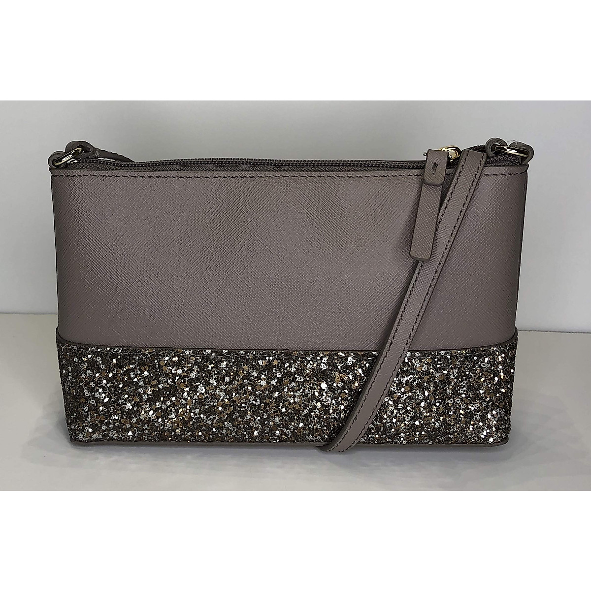 Kate Spade New York Greta Court Ramey WKRU5693 bundled with matching Graham Card Case Wallet WLRU5200 (City Scape)