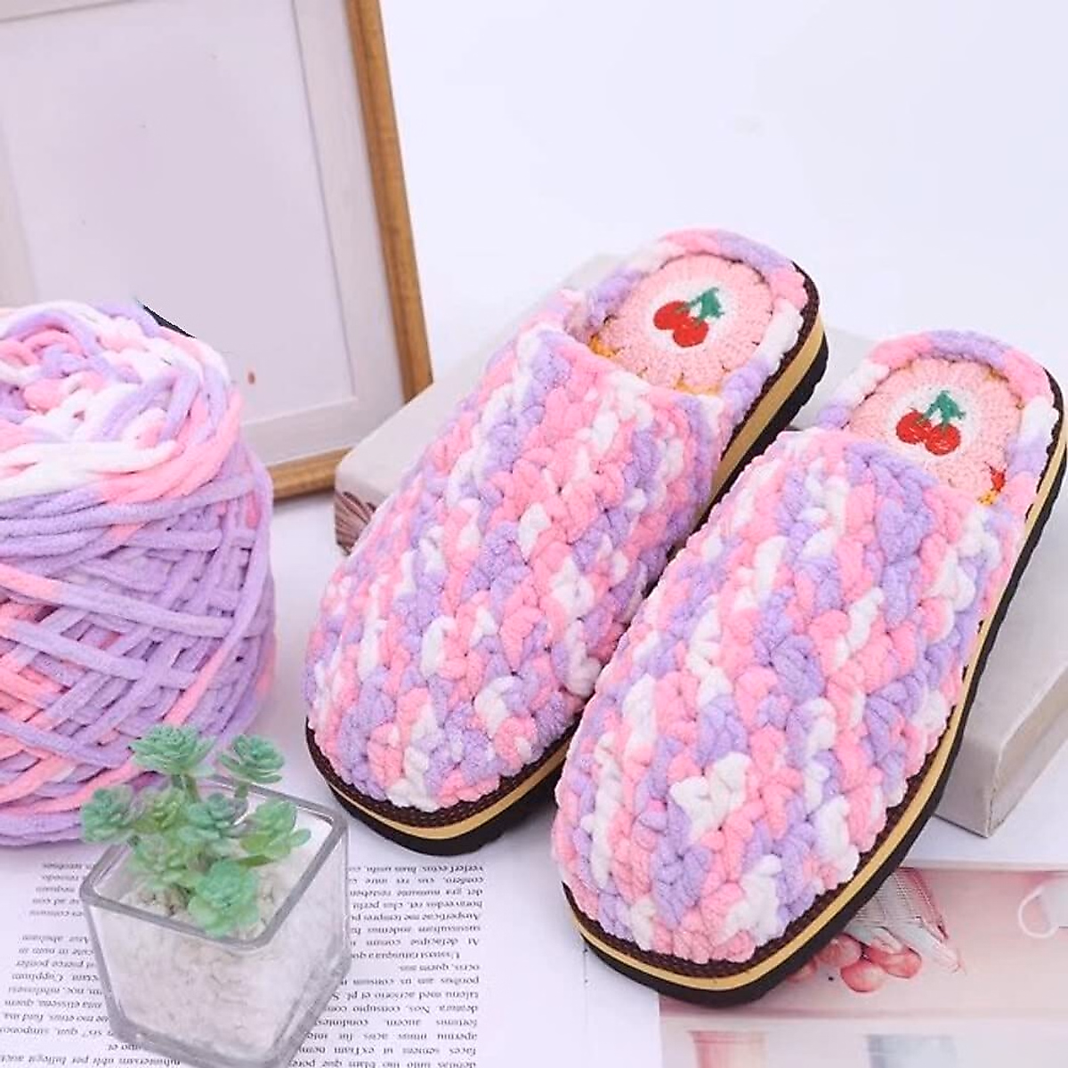 Knitted Yarn Skeins Chenille Yarn Single Ply Crocheting Skeins 165G Crochet Yarn Velvet Chenille Blanket Yarn for Crocheting and Knitting, Soft Fluffy Chenille Yarns for Sweater Scarf Handcrafting