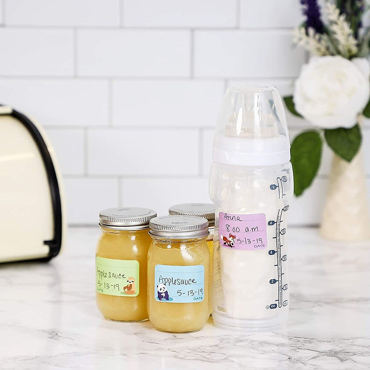 Juvale 500-Pack Self-Adhesive Baby Bottle Labels for Daycare, Writable Stickers for Baby Food, Breastmilk, 10 Animal Designs (1.5x1 in)