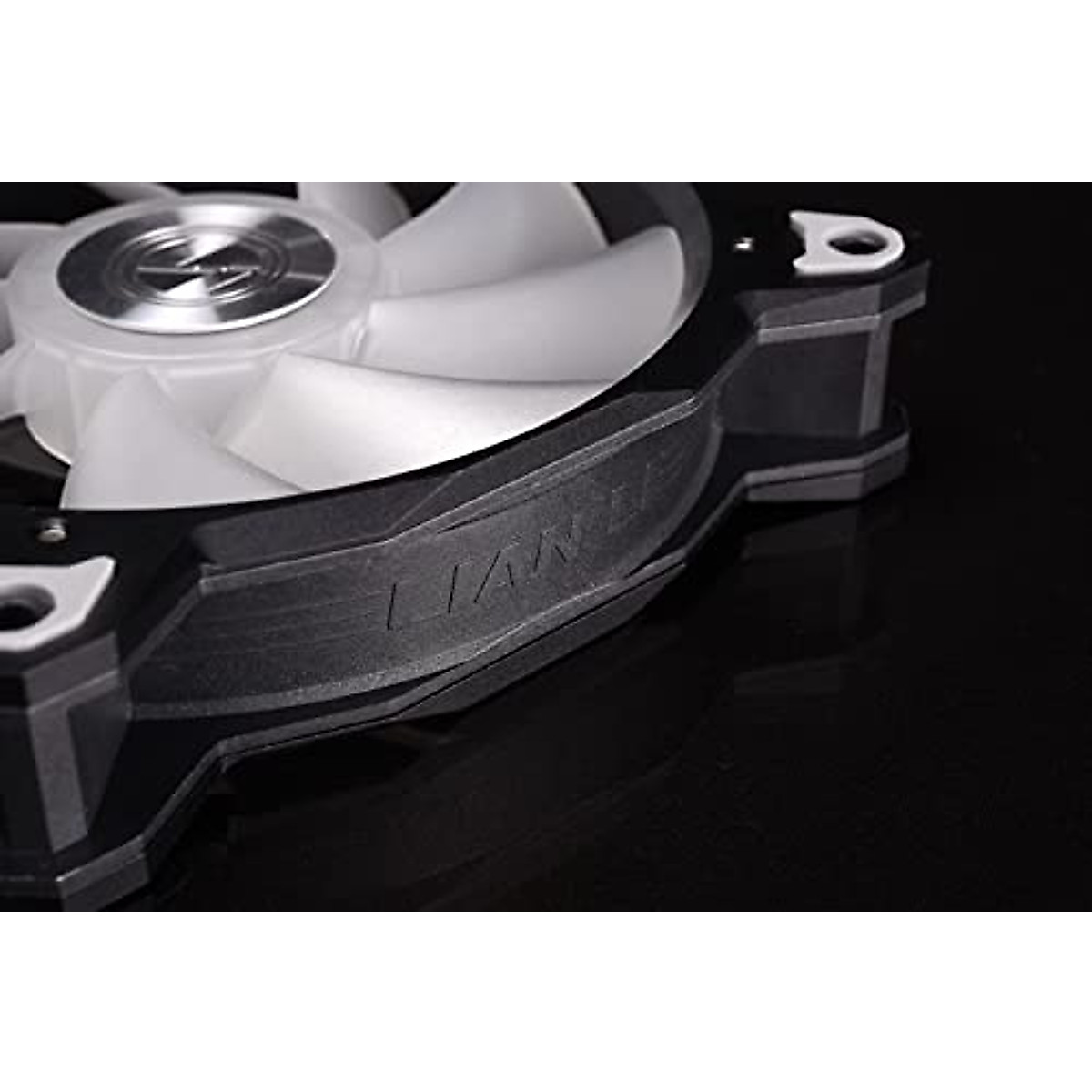 Lian Li Bora Digital Black 3 Pack (ARGB 120mm LED PWM)