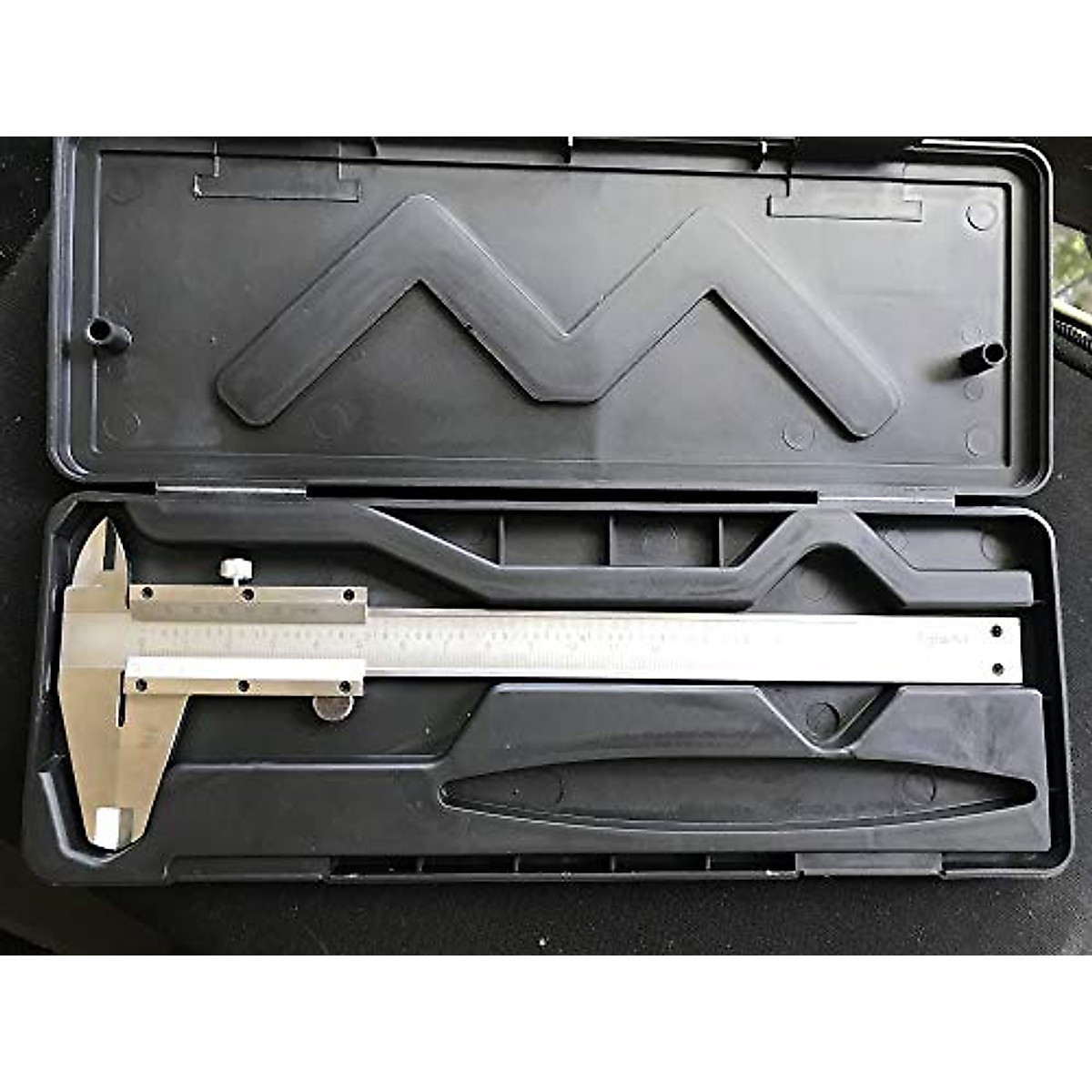 Professional Quality Stainless Steel Vernier Caliper. Non-Digital Vernier Caliper. High Quality Measuring Device for Inside, Outside, Depth and Step Measurements.