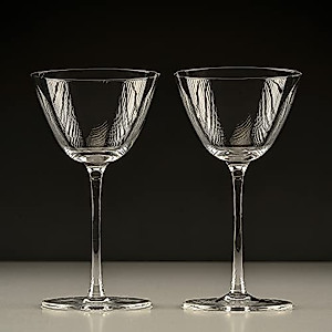 Greenline Goods Martini Glasses - 6.8 oz Modern Kitchen Glassware Set - Stemmed Drinkware For Margaritas, Vodka, Gin, Weddings or Bar