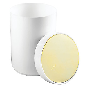 mDesign Small Round Plastic Trash Can Wastebasket, Garbage Container Bin with Swing Top Lid - for Bathrooms, Kitchens, Home Offices - 1.3 Gallon/5 Liter - White/Gold