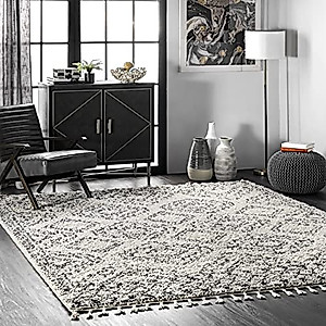 nuLOOM Vasiliki Moroccan Shag Tasseled Area Rug, 4' x 6', Off-white, Rectangular, 1.2" Thick
