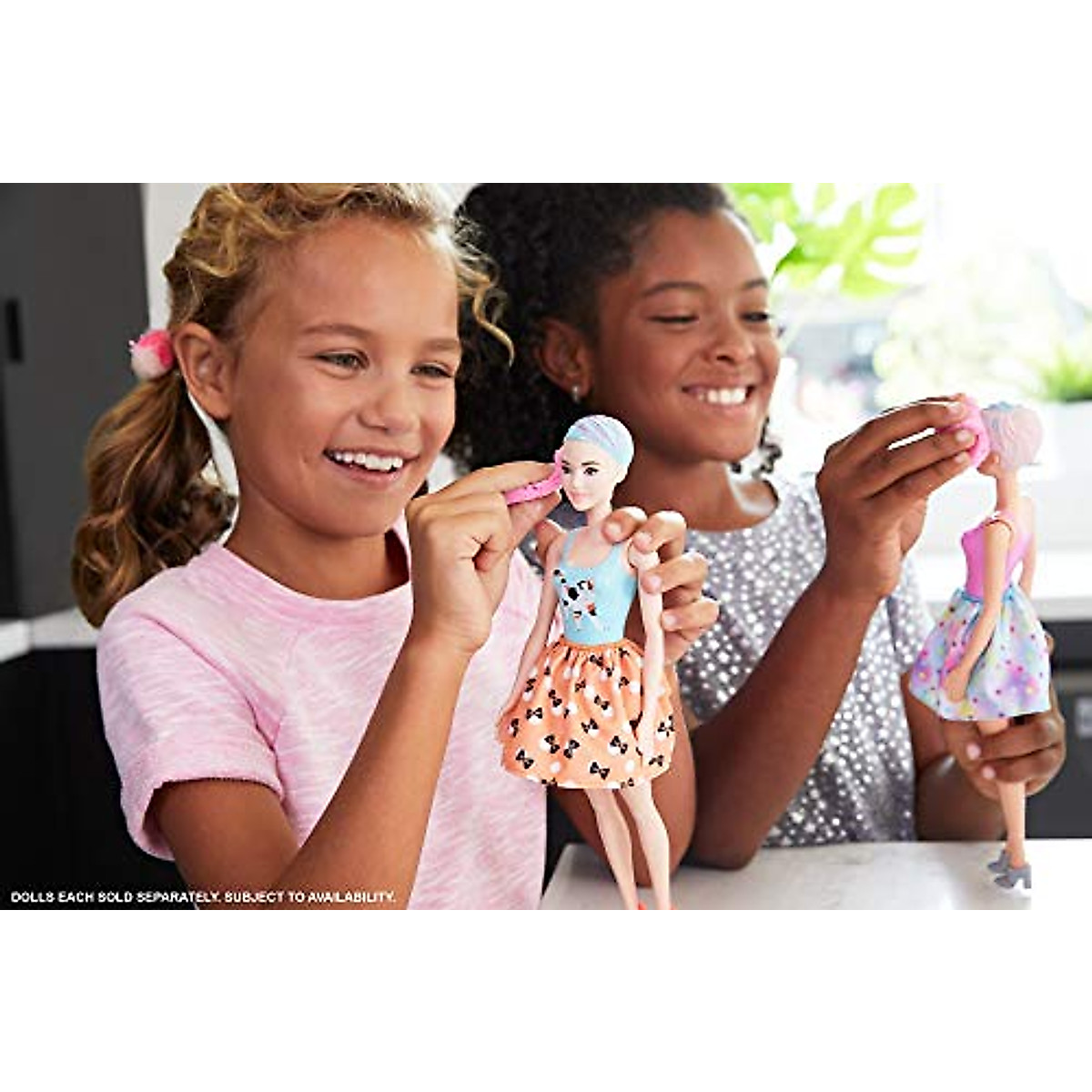 Barbie Color Reveal Doll with 7 Surprises: Water Reveals Doll’s Look & Creates Color Change on Face & Sculpted Hair; 4 Mystery Bags Contain Surprise Wig, Skirt, Shoes & Sponge; Animal-Themed