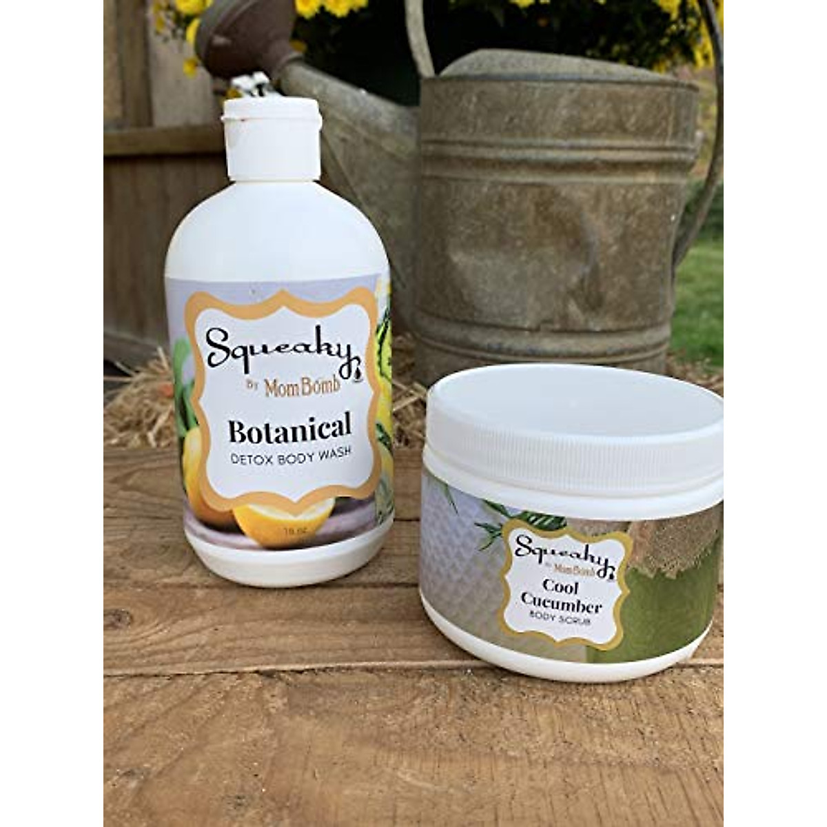 Squeaky by Mom Bomb Botanical Detox Body Wash- Therapeutic rosemary oil helps rids the body of fatigue and tension Body Wash provides you with the excellent moisture your body needs. (6005)