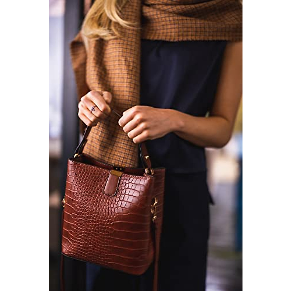 Brunwick Lane Ladies Cross Body Bag, Shoulder Bag with Adjustable Strap, Small Tote Bag. Multipurpose Bag for Women, Brown