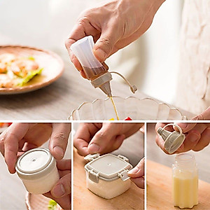 4pcs Mini Size Jam Squeeze Bottle with Lid Sauce Seasoning Box Portable Spices Storage Container(Squeeze Bottle)