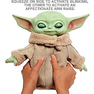 Mattel Star Wars The Mandalorian Grogu Plush 11-inch Toy, Squeeze & Blink Character Figure with Sound, Blinking Eyes & Hand Motion