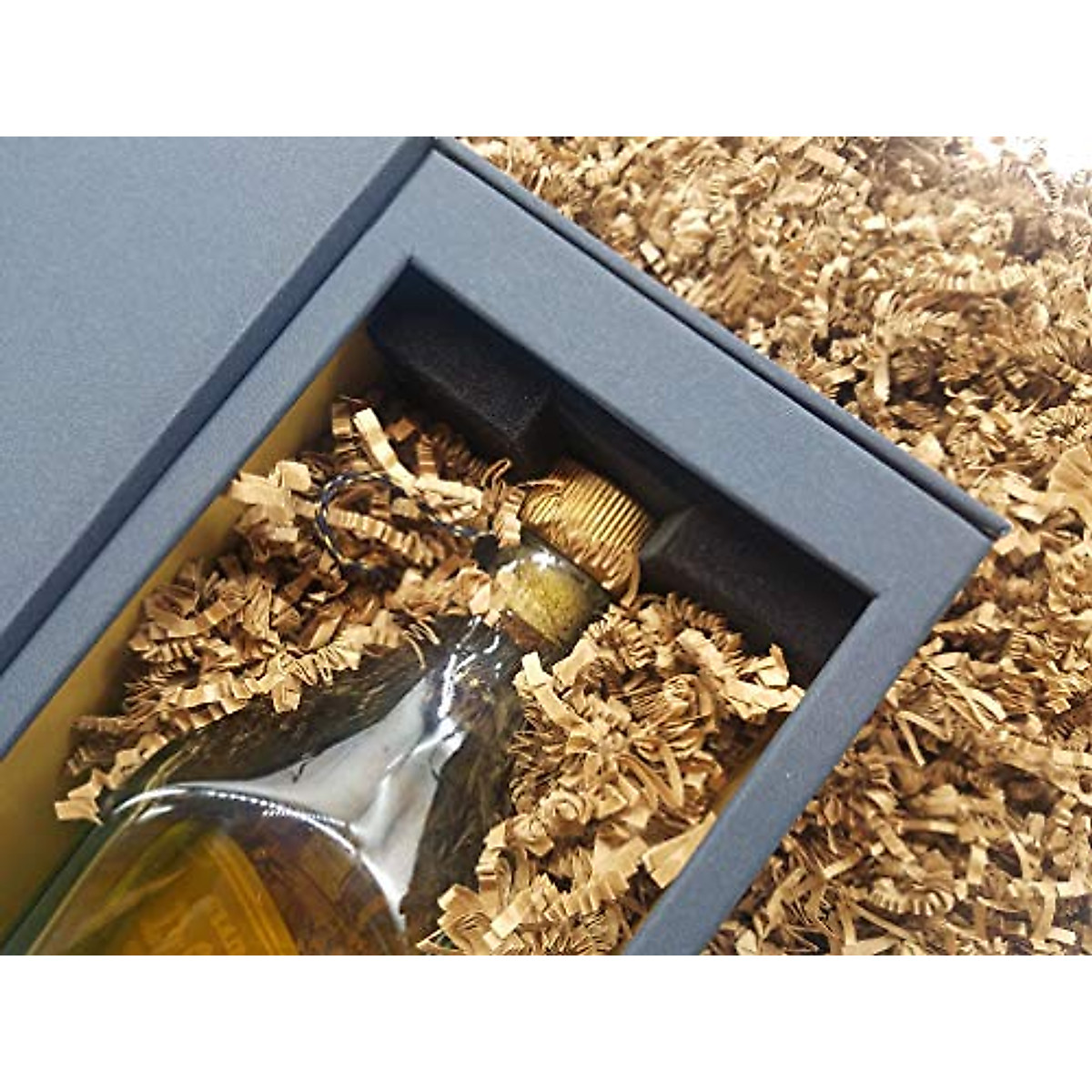 MRMX (1/2 Pound 8 oz natural Tan Kraft Crinkle Cut Paper Shred Filler for Gift Wrapping & Basket Filling Comes In a Reclosable Poly Zip Lock Bag