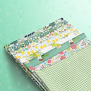 8PCS Cotton Quilting Fabric Bundles 100% Cotton Fat Quarters 20”x20”-Medium Weight- for DIY Crafts,Quilting, Sewing Project, Patchwork (Green)