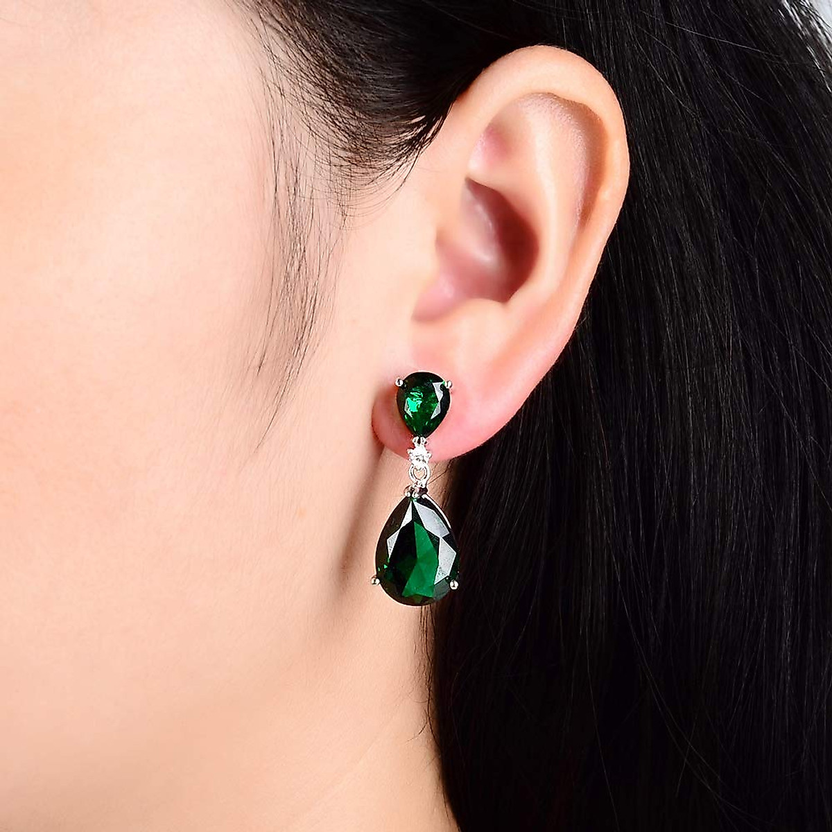 [RIZILIA CELEBOX] Teardrop Dangle Pierced 1.1" Earrings with Pear Cut CZ [Simulated Green Emerald] in White Gold Plated, Celebrity inspired by Angelina Jolie