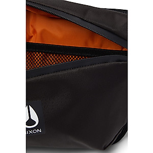 NIXON Day Trippin' 3.17L Sling Bag - Black