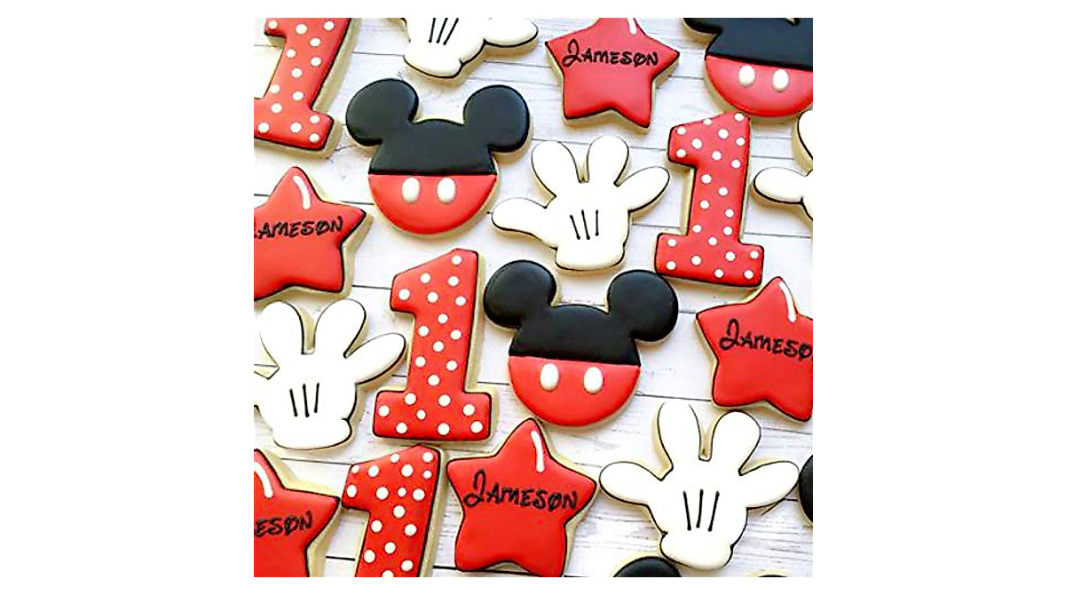 Mickey Themed Cookie Moulds - 5-Piece Fun Baking Set