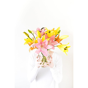From You Flowers - Stunning Lily Bouquet with Glass Vase (Fresh Flowers) Birthday, Anniversary, Get Well, Sympathy, Congratulations, Thank You