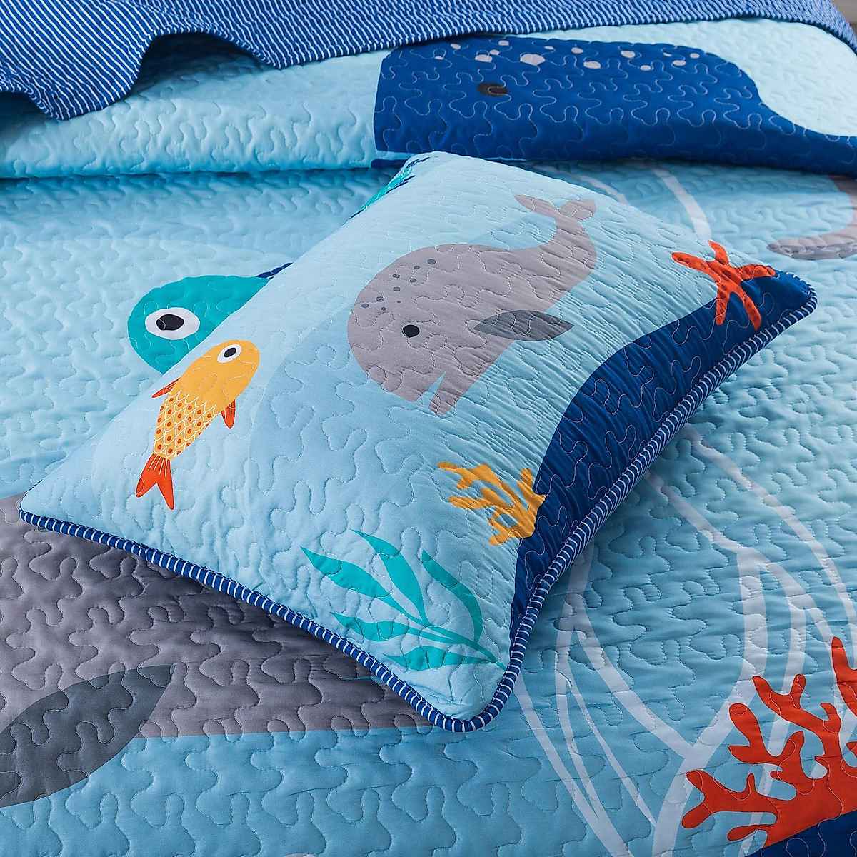 Soul & Lane Ocean Explorer Quilt Set - Twin Size with 1 Sham, Kids Ocean Themed Quilted Bedspread with Whales and Sea Life, Lightweight Nautical Bedding for Toddlers and Kids
