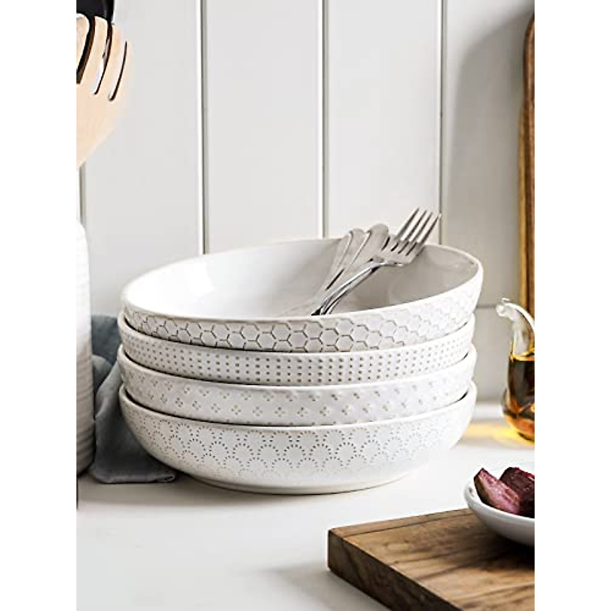 LE TAUCI Pasta Bowls, 42oz Large Salad Bowl, Serving Plate House-warming Wedding Gift, Ceramic Embossment Stoneware Bowl for Fruits, Noodle, Dinner - 9 Inch, Set of 4, Arctic White