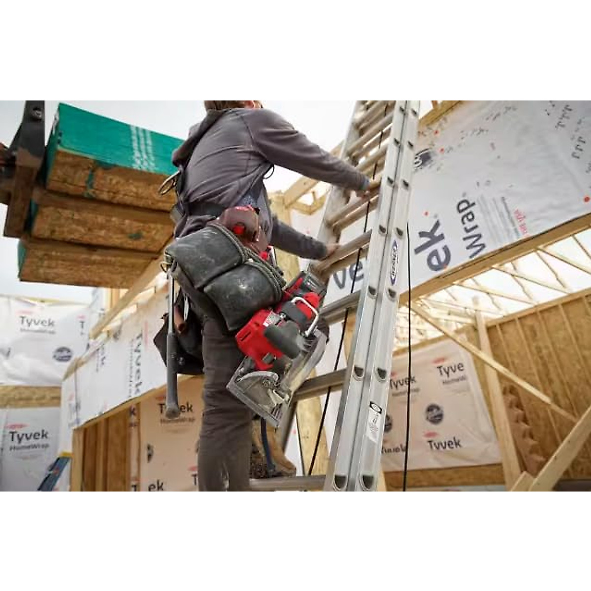 MILWAUKEE - M18 FUEL 18V Lithium-Ion Brushless Cordless 6-1/2 in. Circular Saw - 2833-20