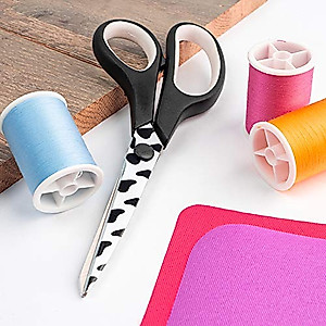 Dyno Singer 7 3/4", Cow Blades 7 ¾” Scissors, Printed 3 Count