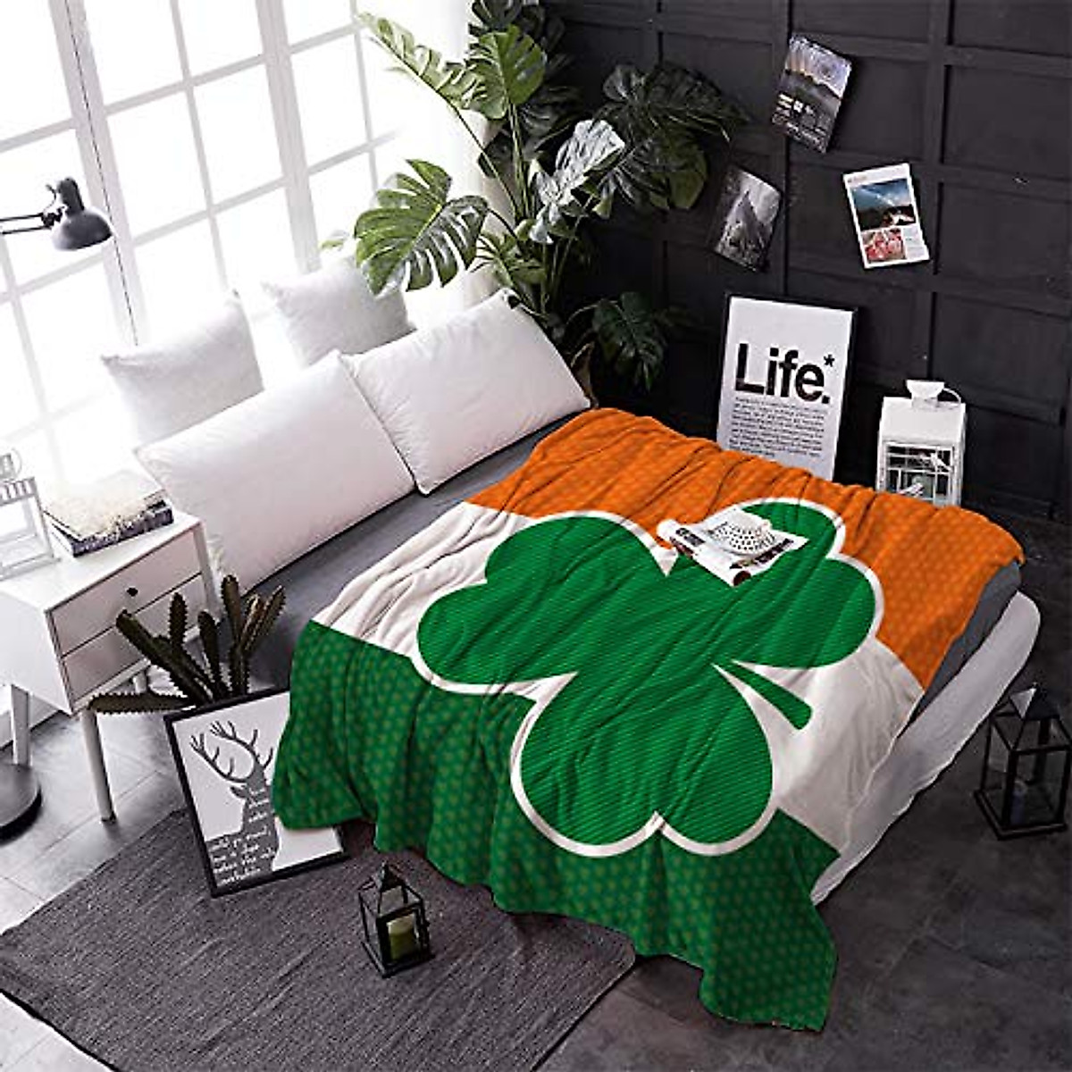 Luxury Extra Soft Throw Blanket St. Patrick's Day Irish Flag Printed Flannel Fleece Reversible Blankets Super Warm Cozy Couch Blanket 40x50Inches