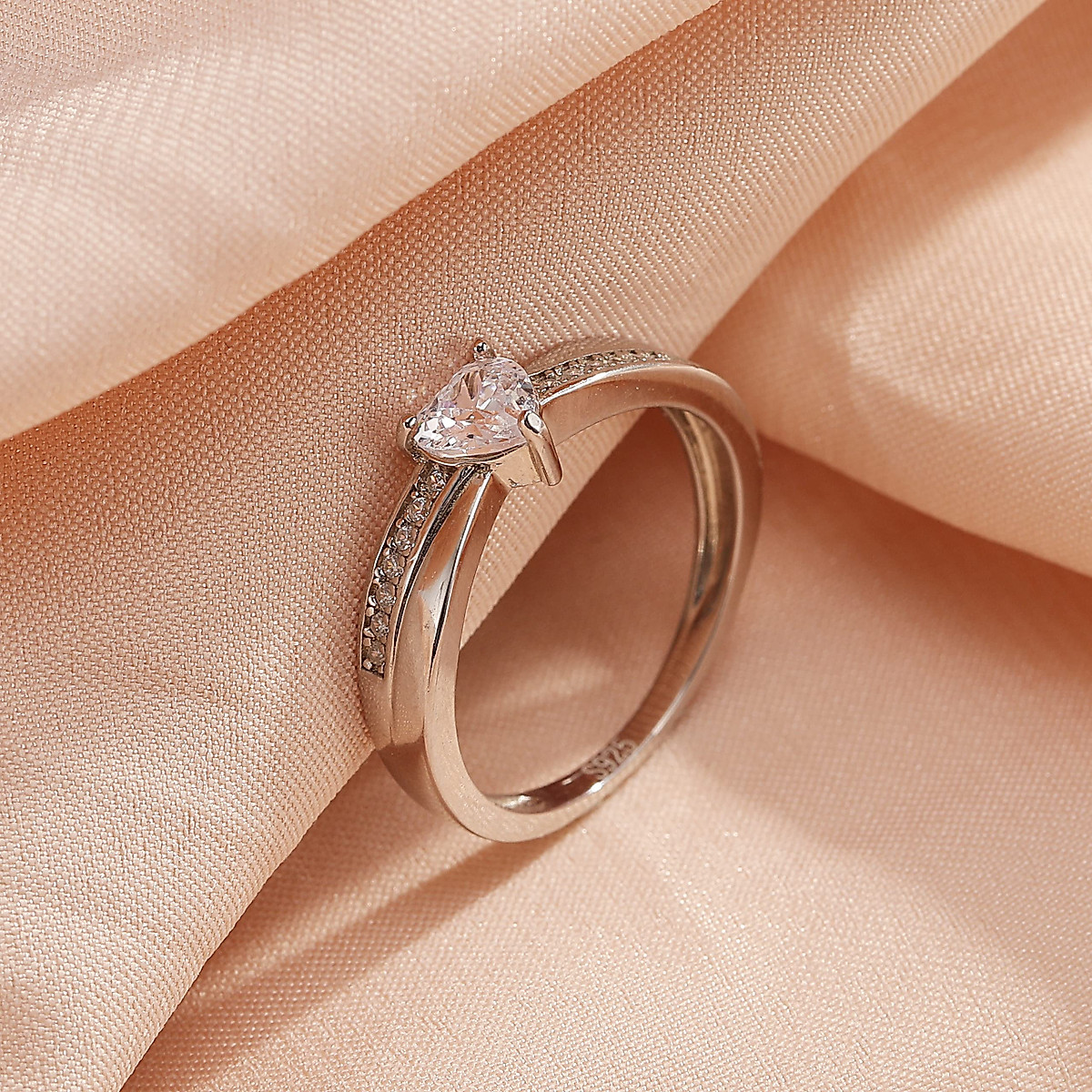 AVECON 925 Sterling Silver Heart Promise Ring for Her Solitaire CZ Engagement Wedding Eternity Anniversary Ring for Women Size 7