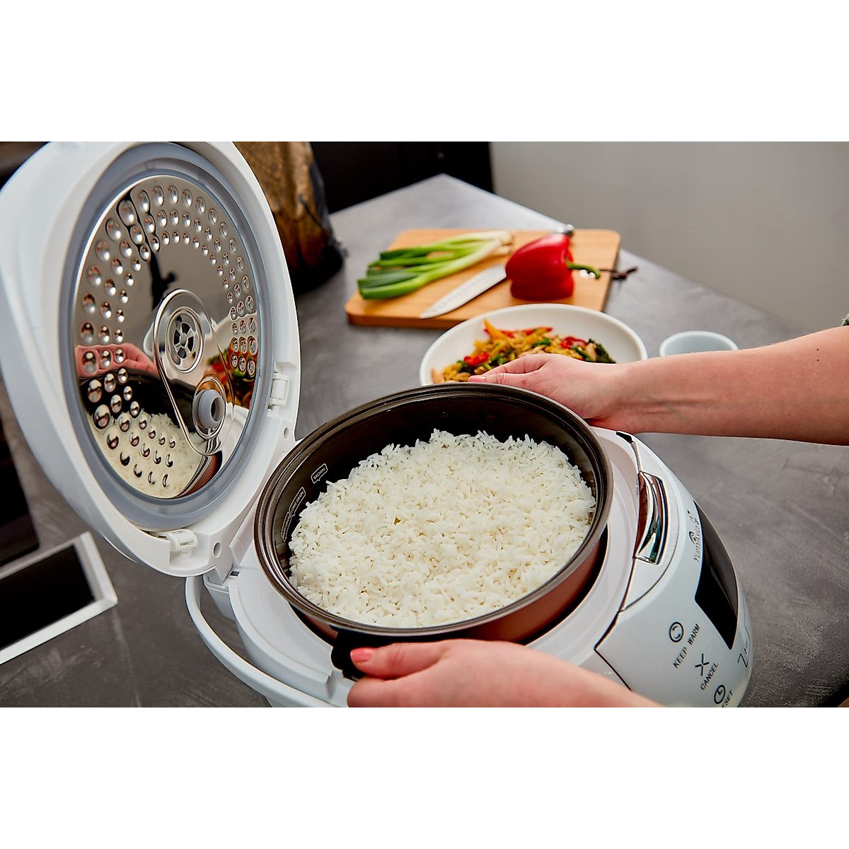 Yum Asia Sakura Rice Cooker with Ceramic Bowl and Advanced Fuzzy Logic (8 Cup, 1.5 Litre) 6 Rice Cook Functions, 6 Multicook Functions, Motouch LED Display, 120V Power (White and Siver)