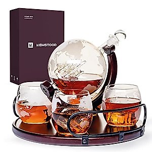 Kemstood Globe Whiskey Decanter Set - Etched World Design with Wooden Base & 4 Glass - Ideal for Dignified Drinking, Home Decor - Unique Whiskey Gifts for Men, Father - 850ml Capacity for Long Storage