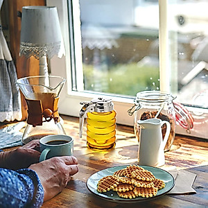 Hacaroa 4 Pack Glass Syrup Dispenser, 10 Oz Maple Syrup Pourer Container with Plastic Top, No Drip Honey Syrup Holder Dispenser Bottles for Honey, Syrup